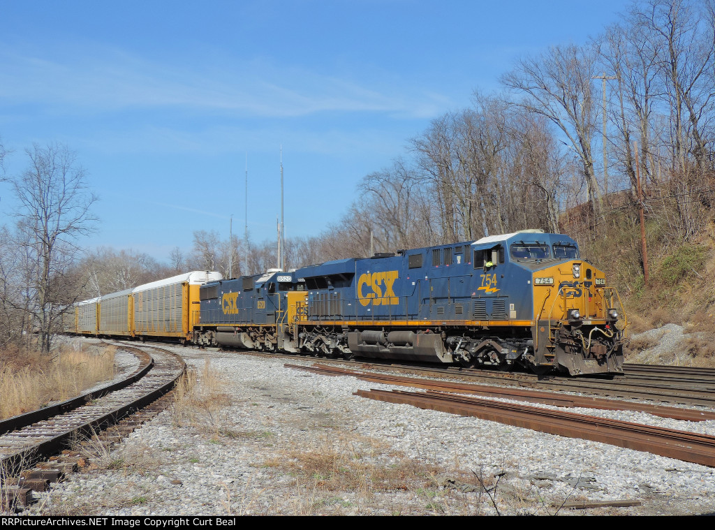 CSX 754 and 8520